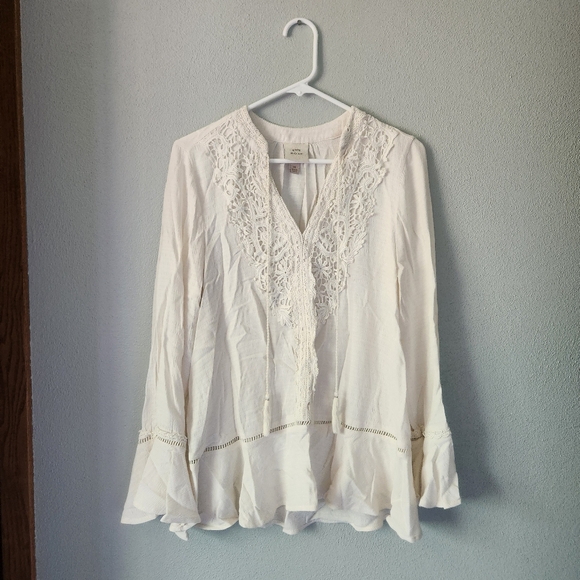 Knox Rose | Tops | Knox Rose Cream Ruffled Flutter Sleeve Blouse | Poshmark
